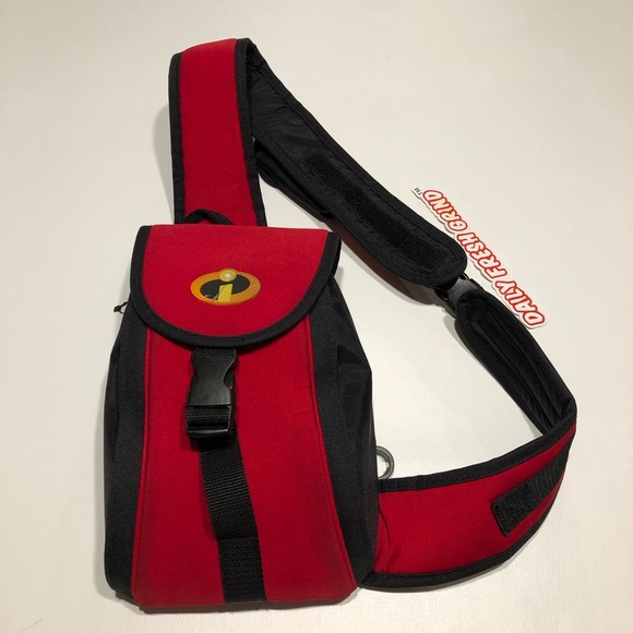 Disney | Accessories | Disney Pixar Incredibles Bag Gameboy Advance Sp ...